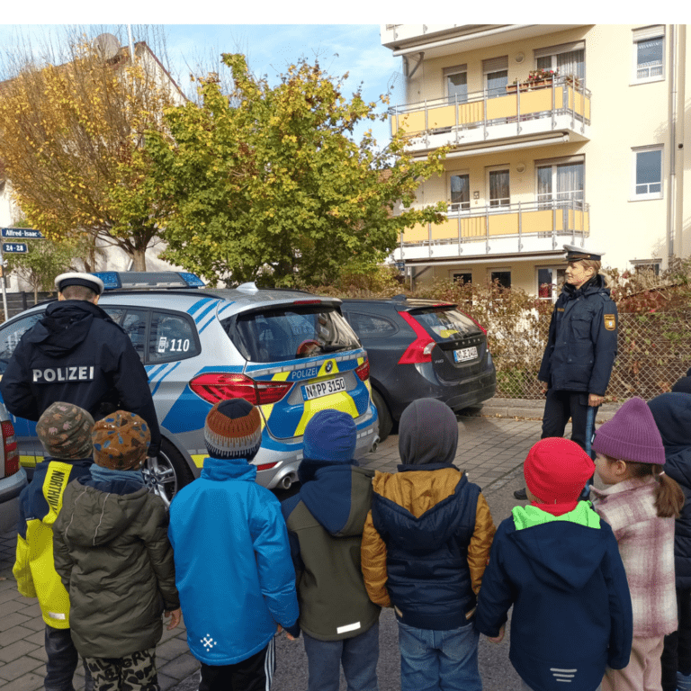 Achtung Polizei! - Sozialzentrum der Diakonie Nürnberger Süden